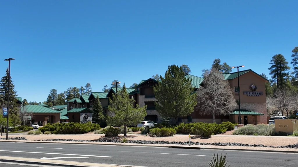 The Grand Hotel at the Grand Canyon | GrandCanyon.com