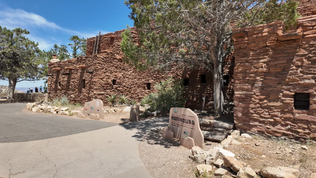 Hopi House | GrandCanyon.com