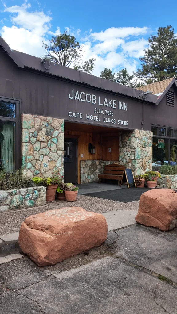 Jacob Lake Inn | GrandCanyon.com