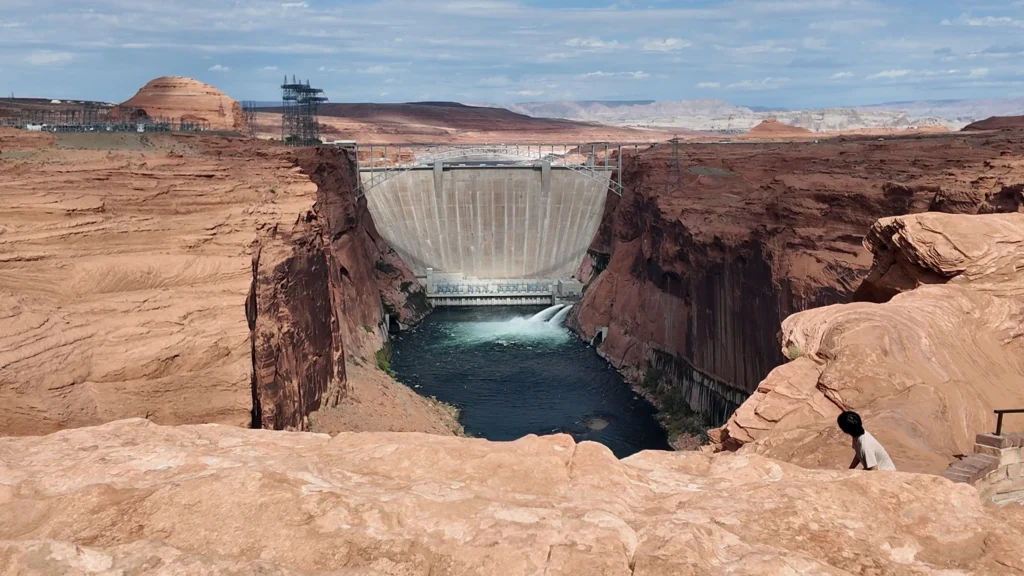 Glen Canyon Dam Overlook | GrandCanyon.com
