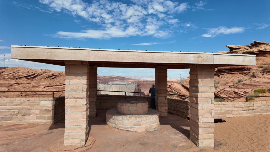 Glen Canyon Dam Overlook | GrandCanyon.com